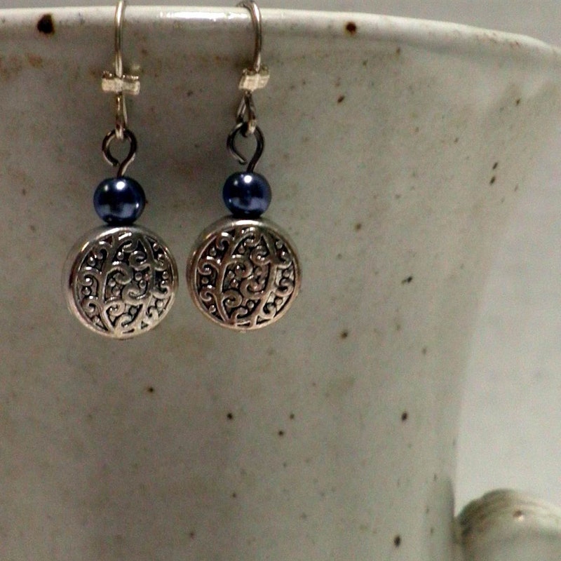 Silver Pearls Rebecca - Etsy