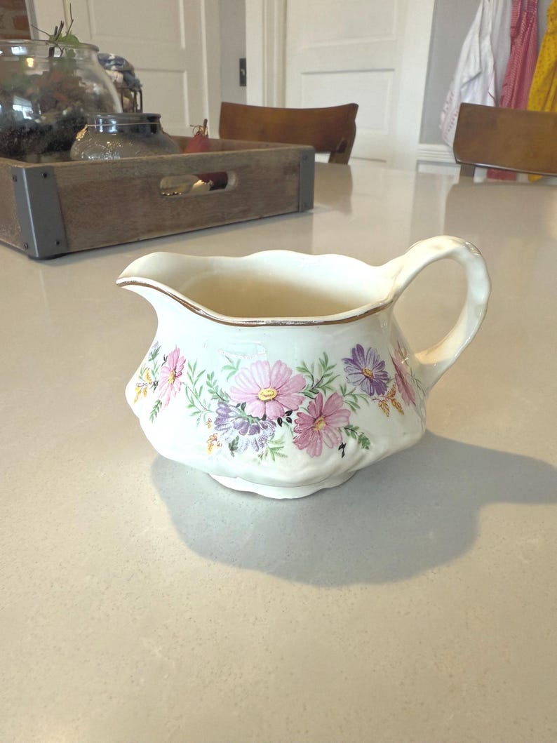 Vintage Homer Laughlin Creamer – USA Floral China, Gold Trim - Etsy