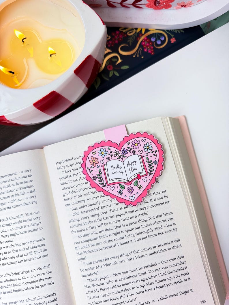 Heart Magnetic Bookmark: Books Are My Happy Place, Cozy Reader Gift - Etsy