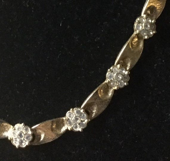 Signed Butler Clear Rhinestone Gold Tone Flower Choke… - Gem