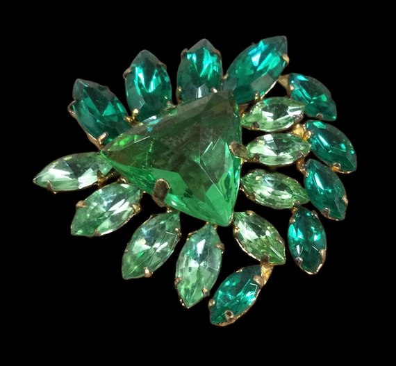 Three Shades of Green Triangle Shaped Rhinestone Broo… - Gem