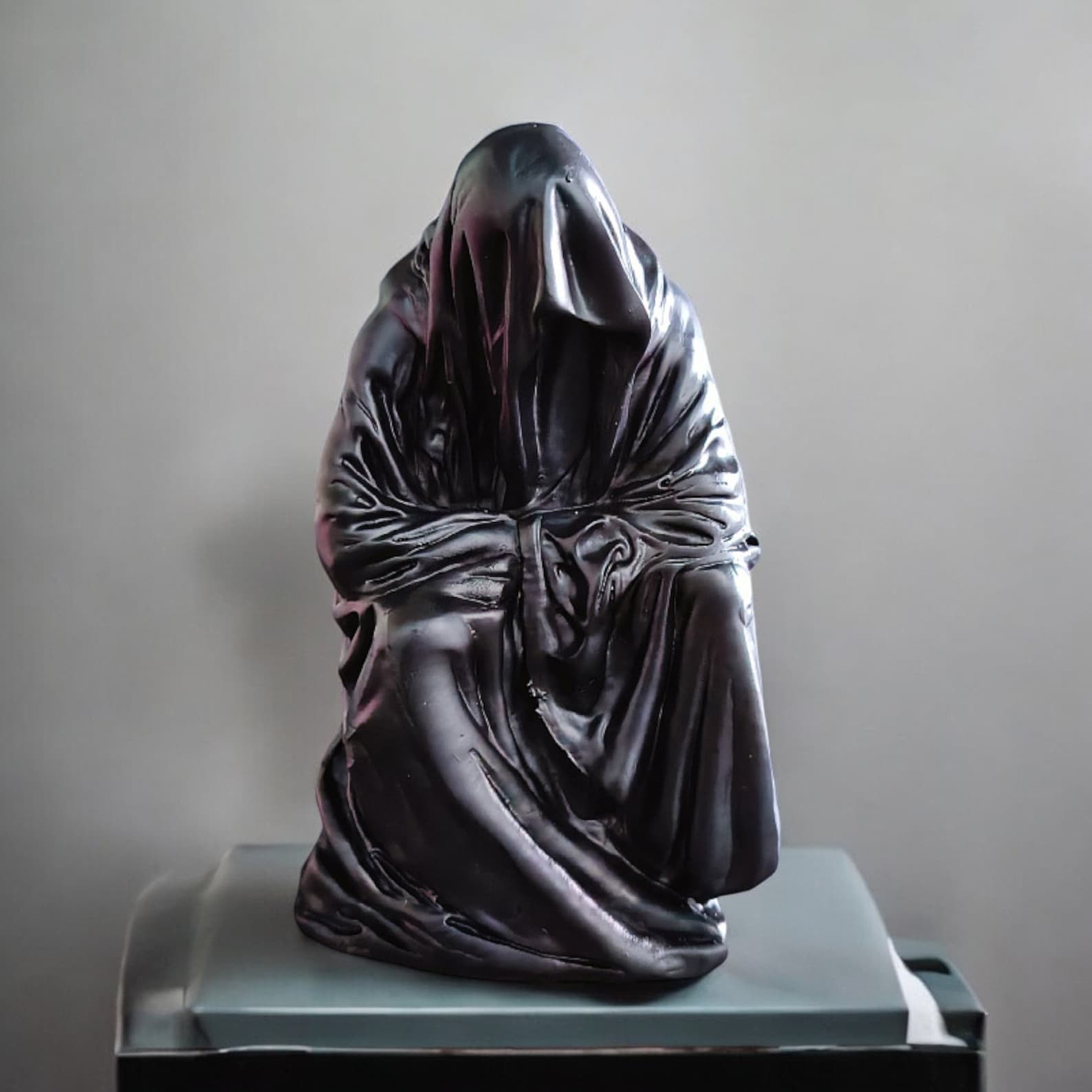 Cloak of Conscience Gothic Statue | Halloween Ghost Wizard Robe | Dark ...