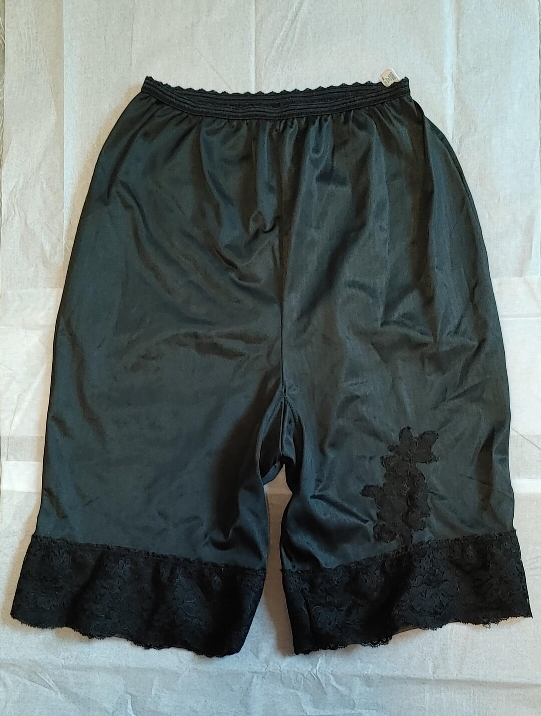 Vintage Charmode Pettipants Bloomers Black Lace Accents Size 33 - 35 ...