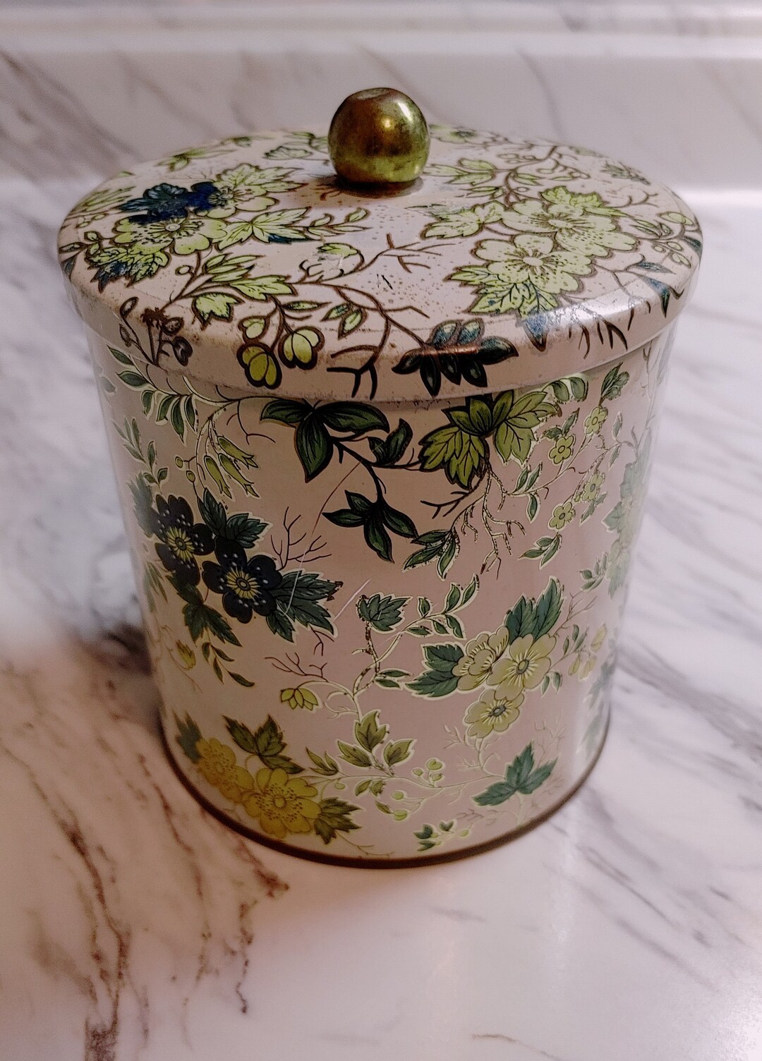 Vintage Tin Made in England With Leaves and Flowers and Lid - Etsy