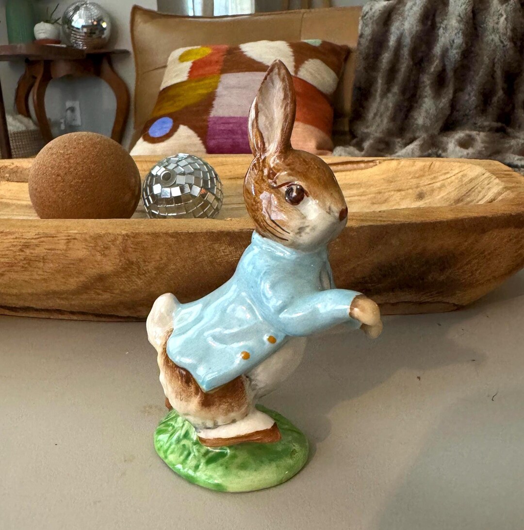 Peter Rabbit Figurine, Vintage Beatrix Potters Peter Rabbit, F. Warne ...