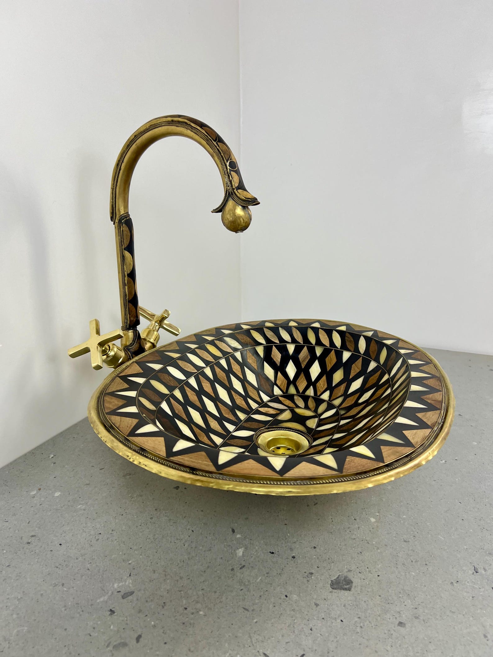Luxury Brass Inlay Sink – Moroccan Vessel Washbasin – Bone Mosaic ...