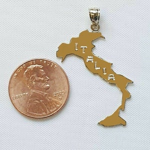 14K Yellow Gold Italy Map Pendant - Etsy