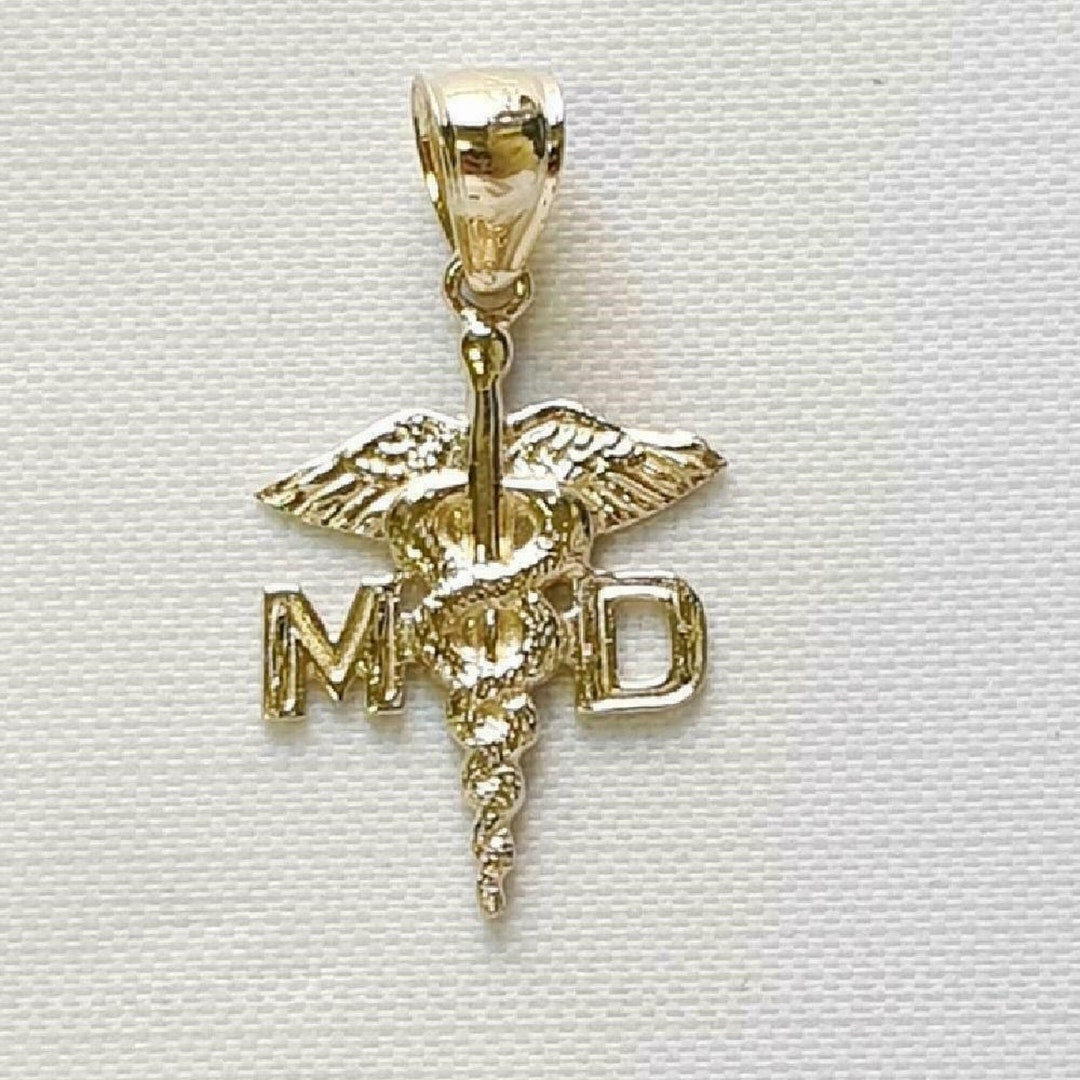 14K Yellow Gold MD (doctor of Medicine) Medical Pendant - Etsy