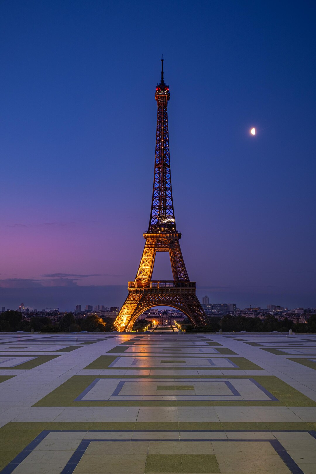 Eiffel Tower Paris Photo Print – Blue Hour Sunrise With Crescent Moon ...