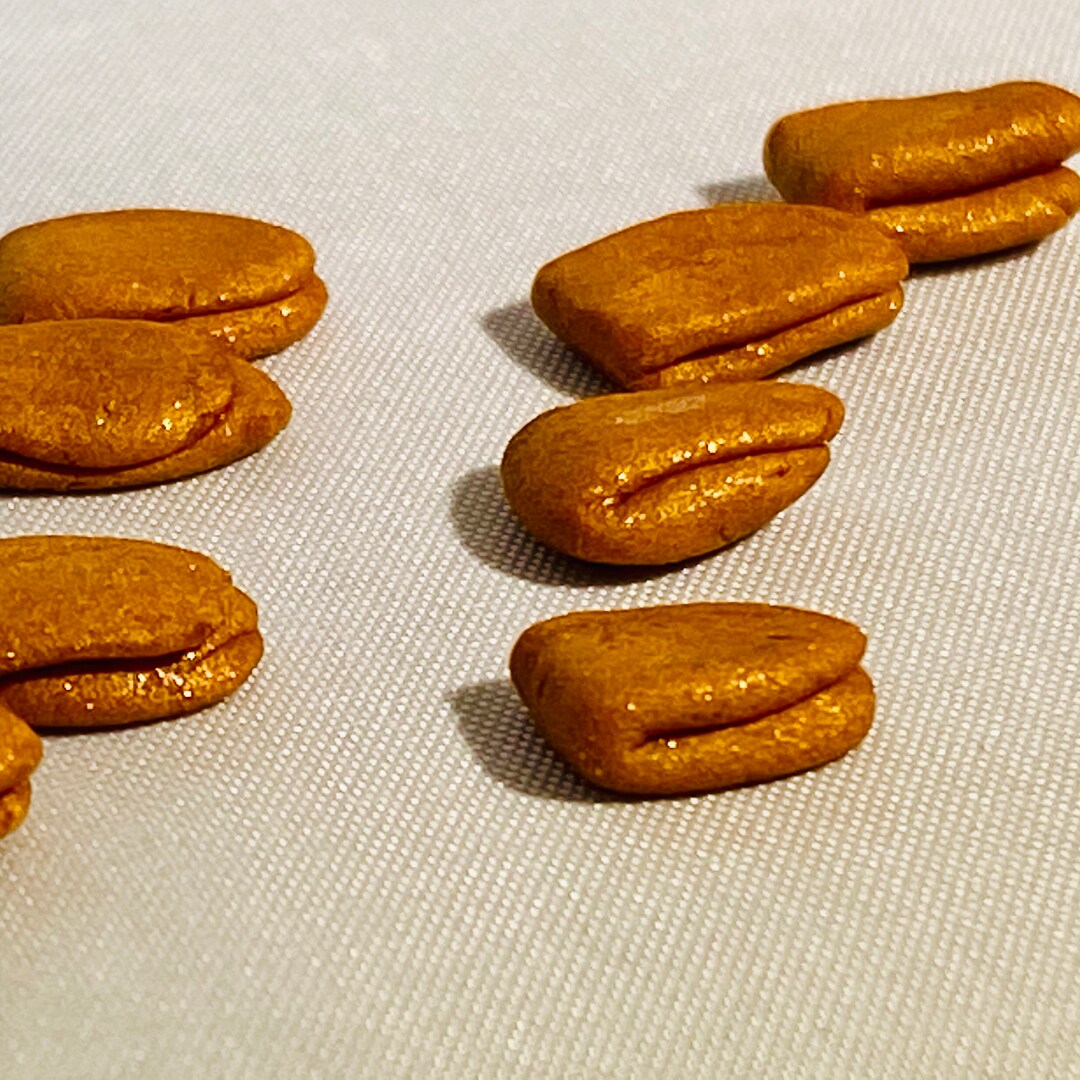 Handmade Polymer Clay Penguin Beaks: Burnt Orange, 3/8" (16 Pieces) - Etsy
