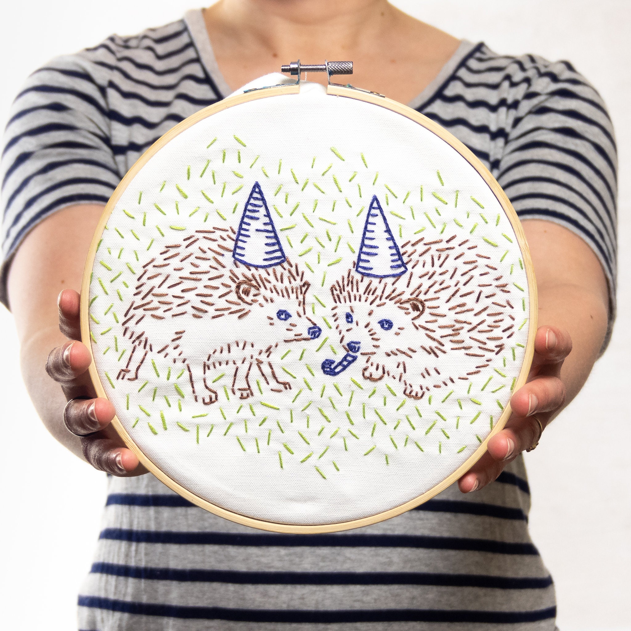 HEDGEHOG embroidery kit Animal Embroidery beginner | Etsy