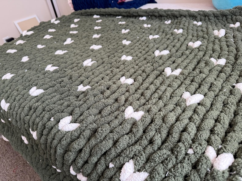 Finger-knitted Chunky Blanket – Plush Handmade Throw – Gift Ready ...