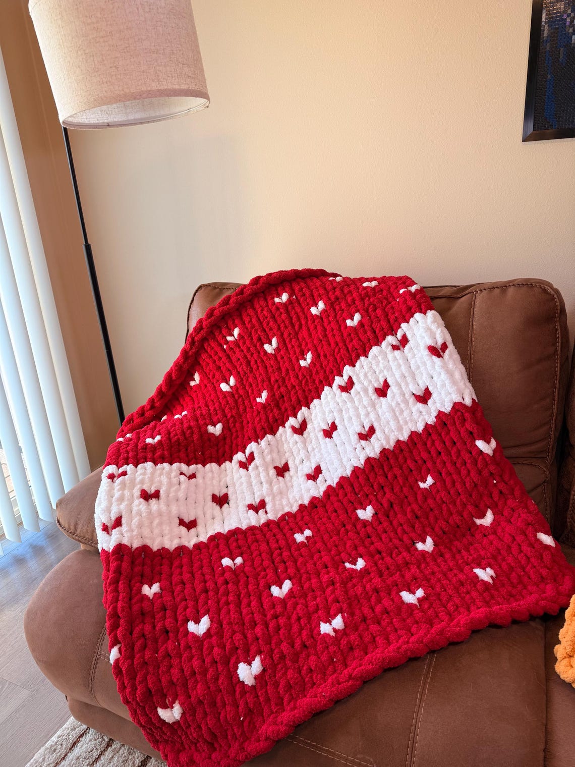 Hand-knitted Chunky Yarn Blanket – Soft Cozy Knit Throw - Etsy