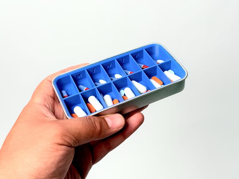 NEW Bigger Compact Weekly Pill Organizer Metal Case Travel Friendly ...