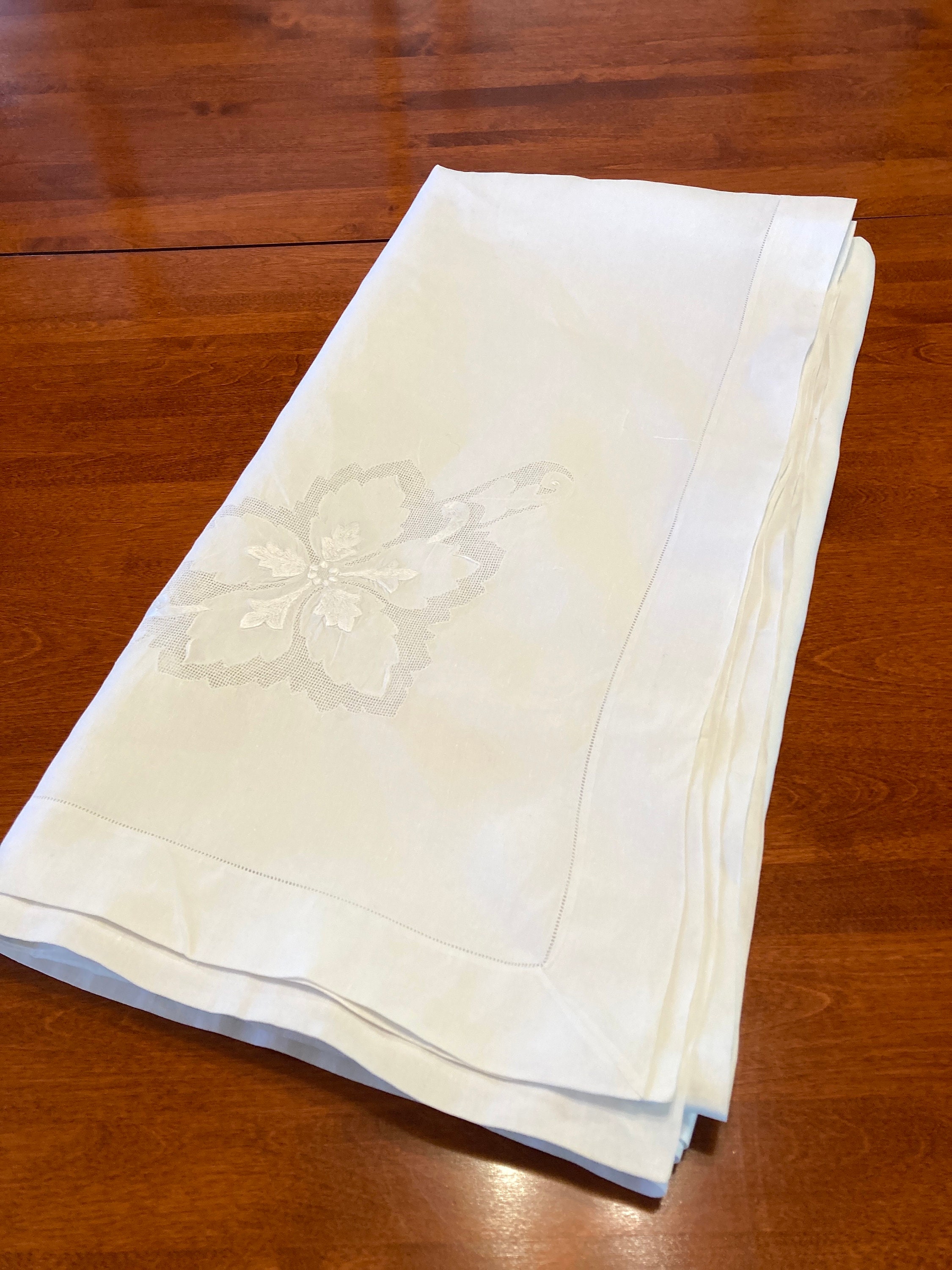 Antique White Linen Table Cloth C.1940s. Filet Embroidery - Etsy