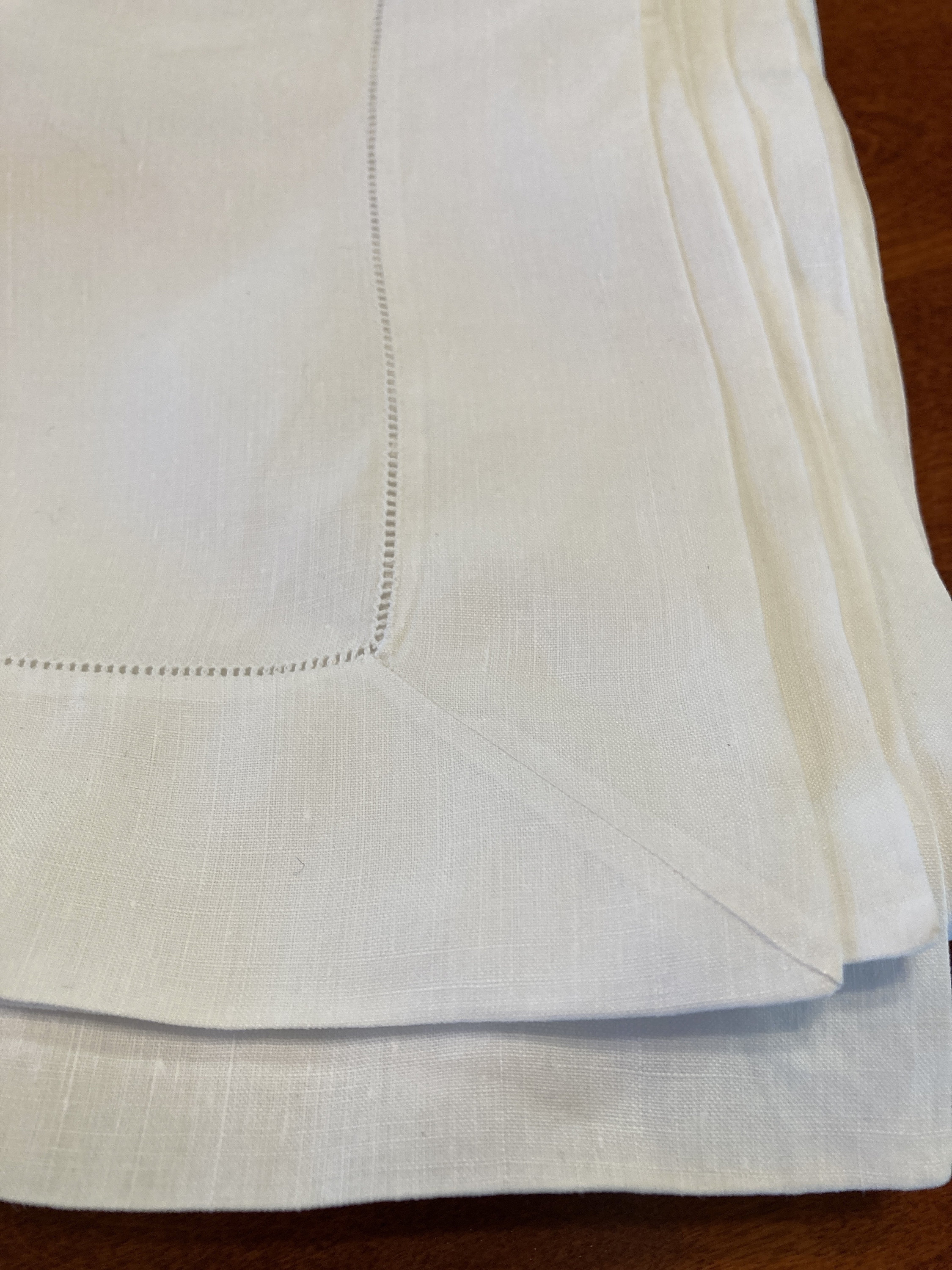 Antique White Linen Table Cloth C.1940s. Filet Embroidery - Etsy