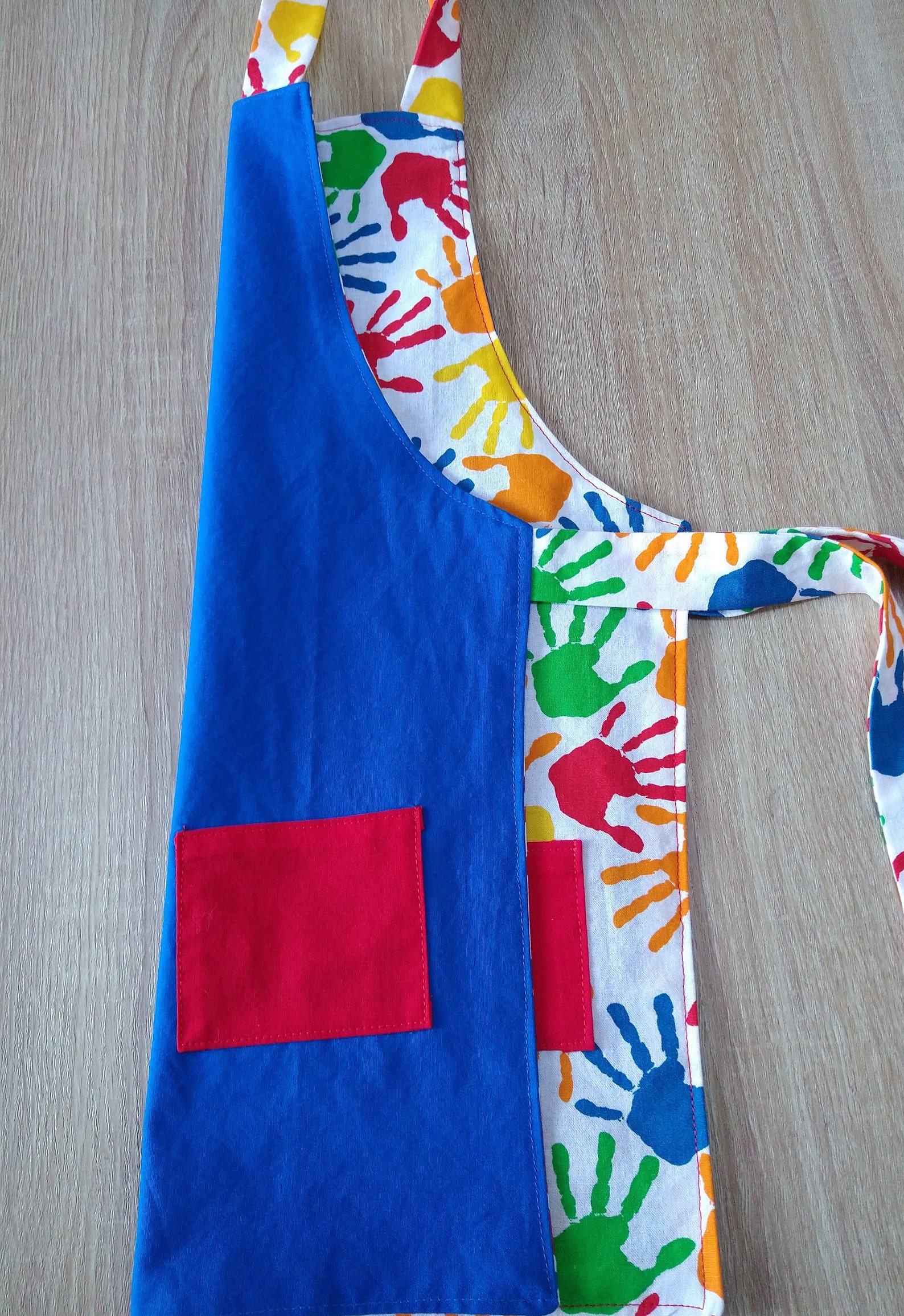 Childs Apron, Handprint Art, Unisex, Apron for Art Parties, Messy ...