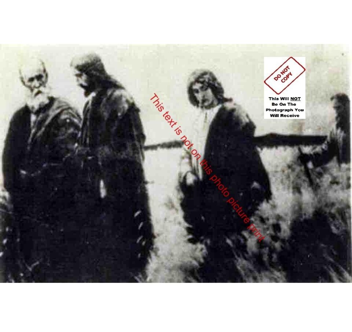 Time Traveller Who Took Actual Photo of Jesus Christ Vintage Photo ...