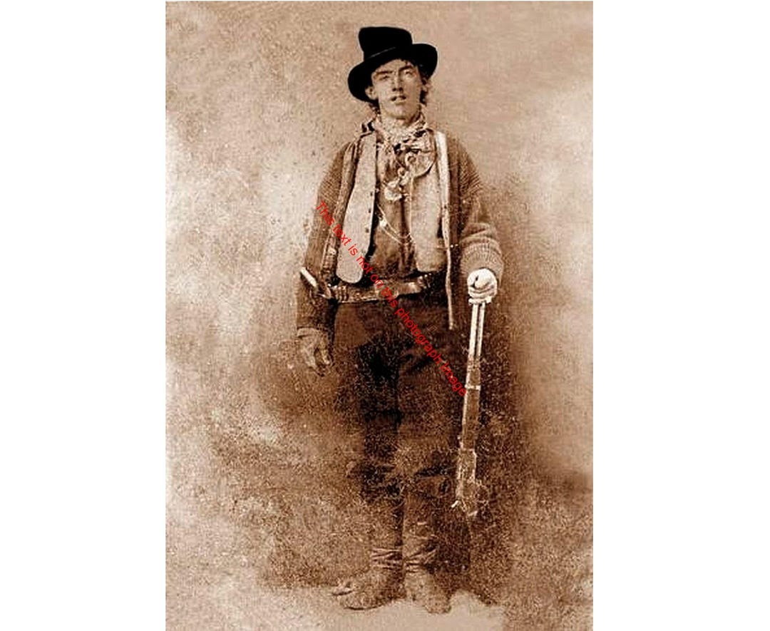 Billy the Kid Outlaw Gun Old West William Bonney Gang Lincoln County ...