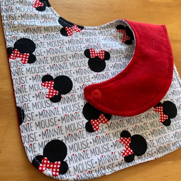 Minnie Mouse Bib - Etsy