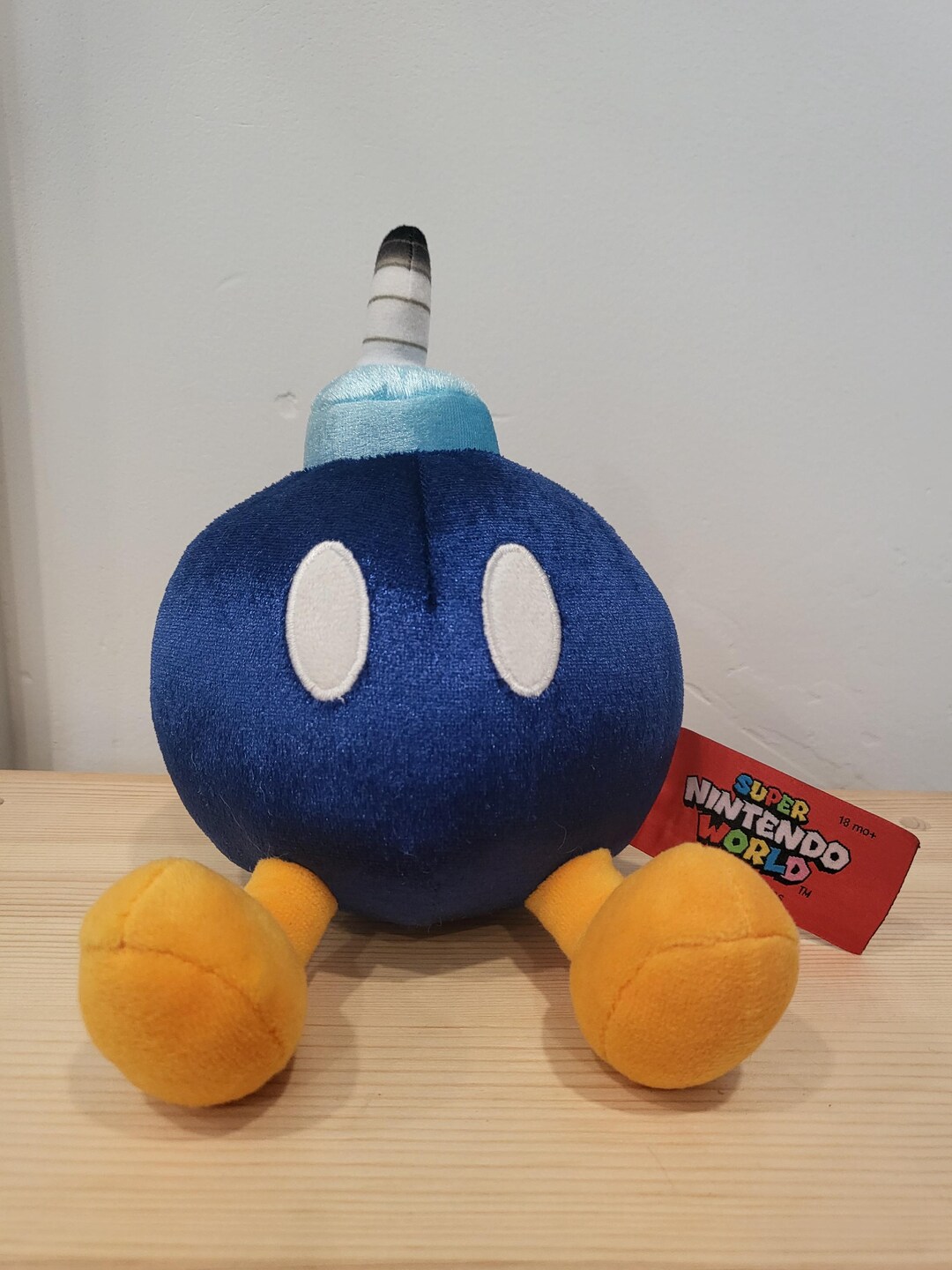 Universal Studios Nintendo Super Mario World Bob Omb Bomb Super Mario ...