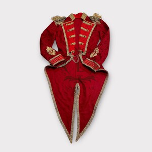 Women Ring Naster Cuostume Ring Master Red Colour Scottish Design Tail ...