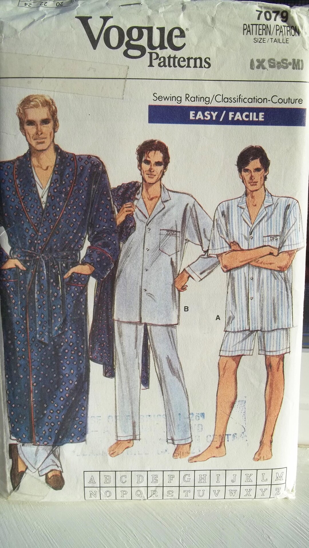 Men's Pajamas and Robe Vogue 7079 Sewing Pattern Men's Classic Long or ...
