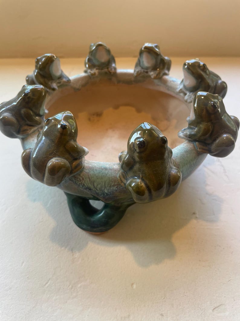 Vintage Majolica 8 Frog Dish/ashtray - Etsy