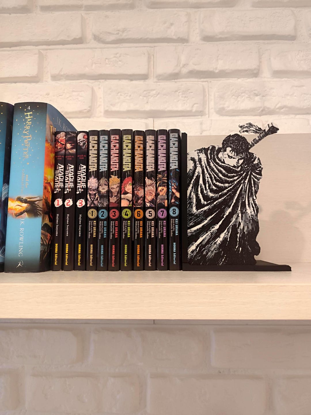 Guts Anime Bookends | Berserk Anime, Berserk Decor | Manga Decor ...