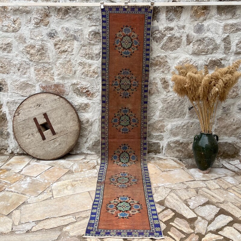 Vintage Runner - Etsy