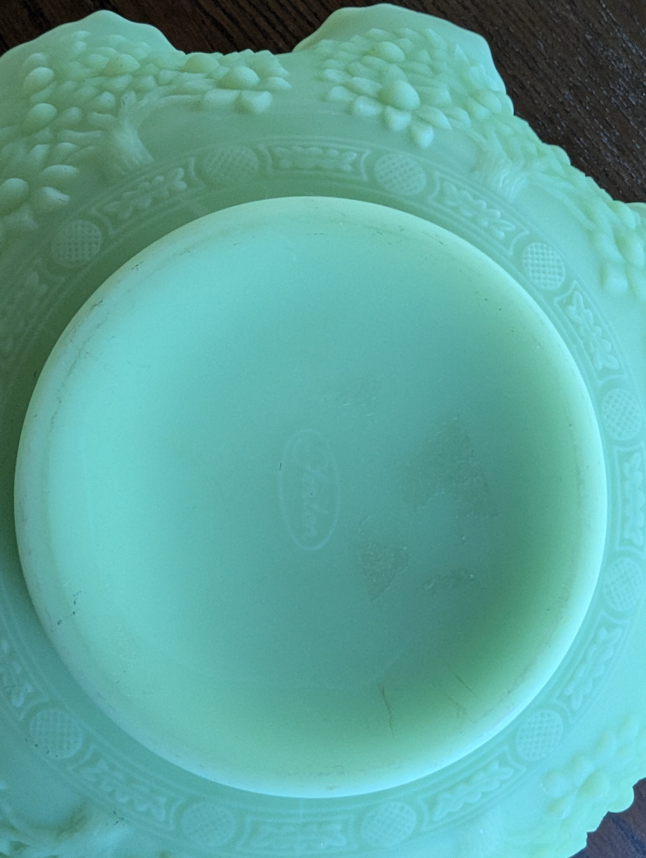 Vintage Fenton Custard Glass Lime Green Tree Fruits 10 Ruffle Edge Bowl ...