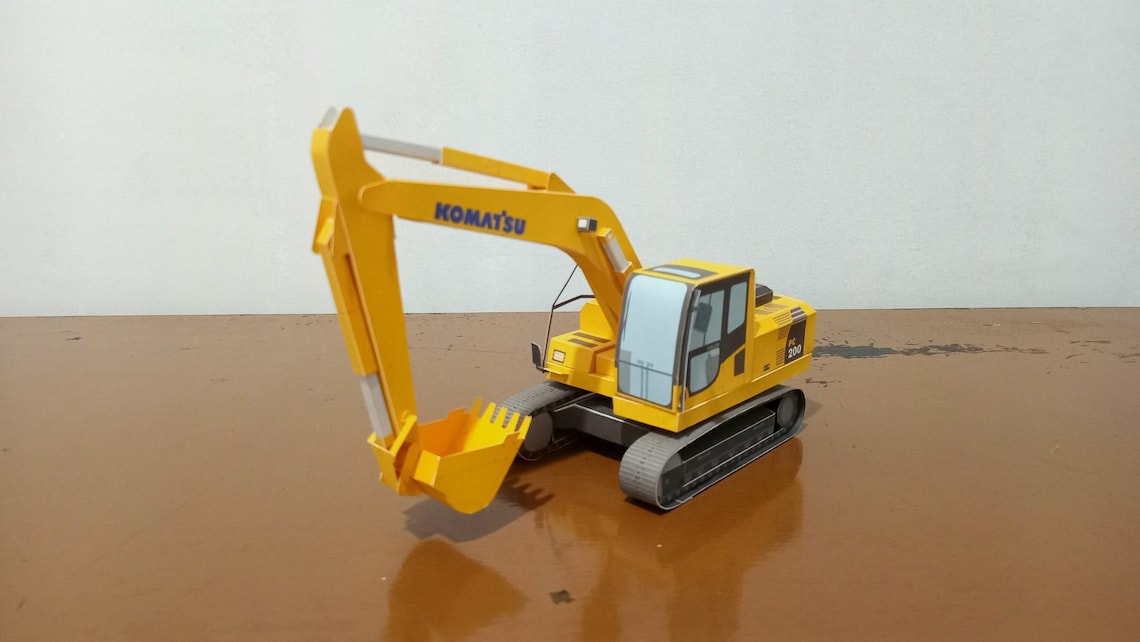 Excavator Papercraft, Hydraulic Excavator, Komatsu PC200, Construction ...