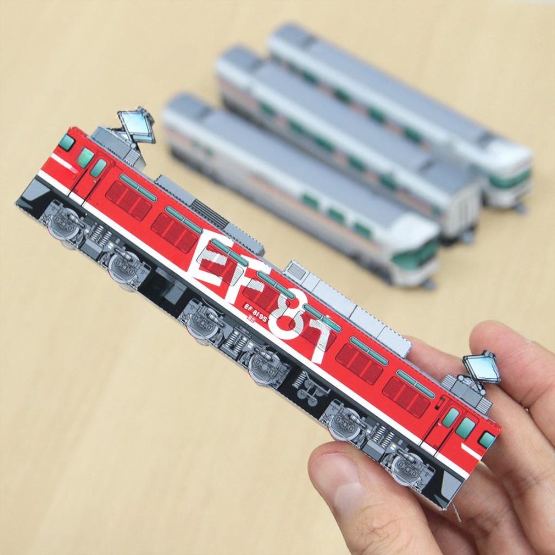 Electric Locomotive Papercraft, Class EF81 Papercraft, Train, Speed ...