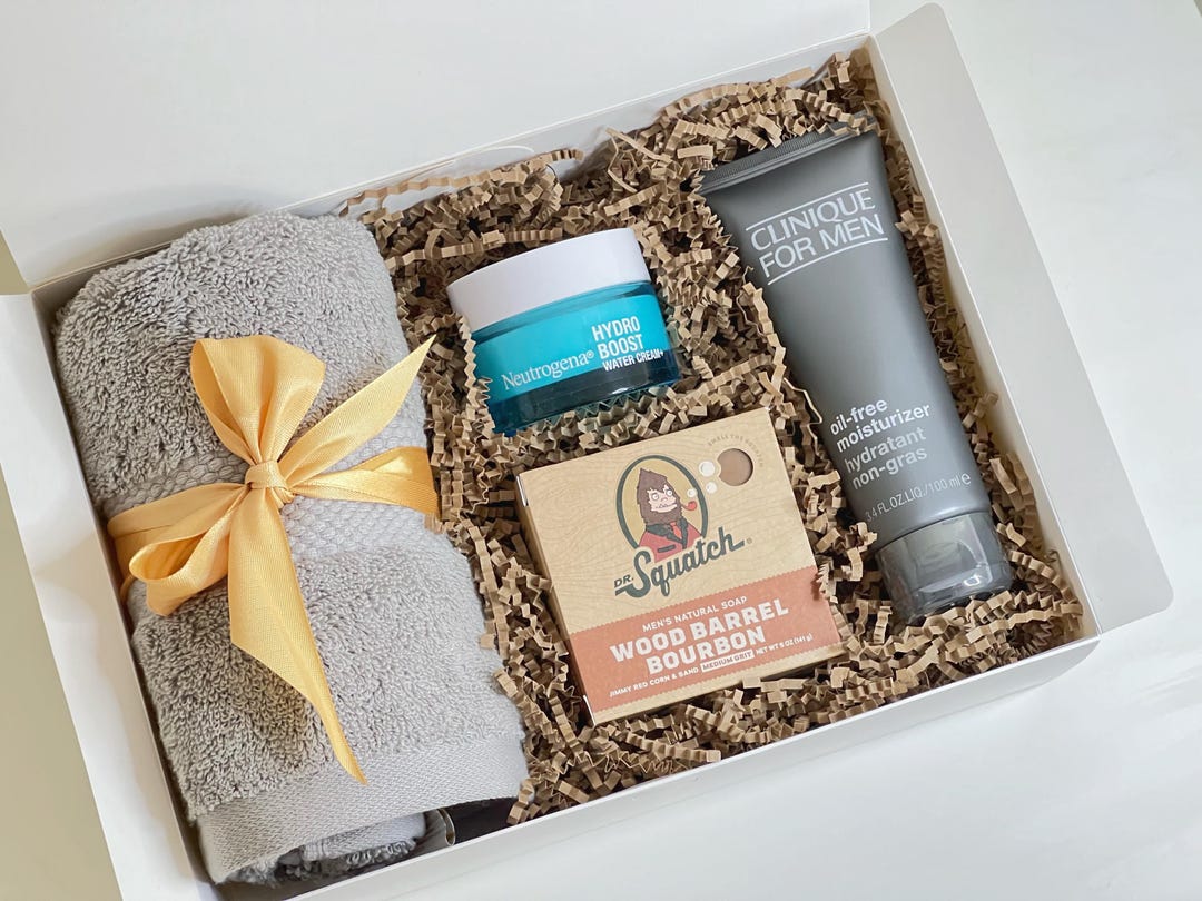 Skincare Gift Box for Men Grooming Kit for Men Oily Skincare Gift ...