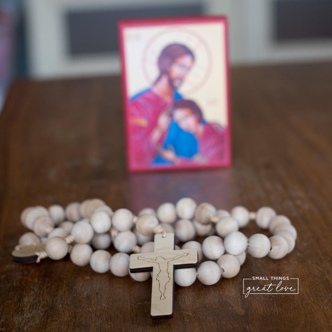 NATURAL PRAYER SPACE Rosary - Catholic Home - Liturgical Living ...