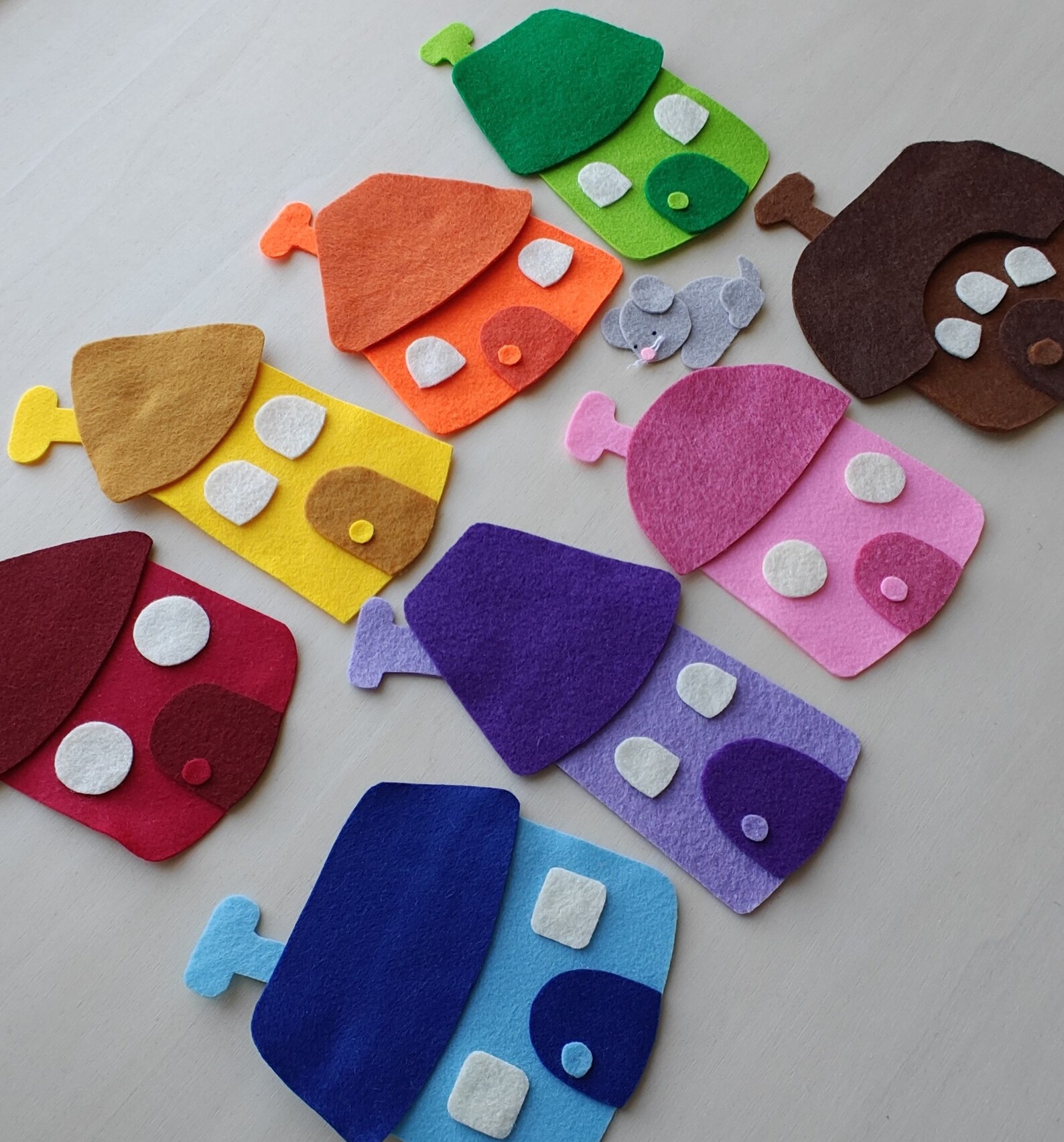 Mouse Hide and Seek Game Little Mouse Hiding in House Game Hide and ...