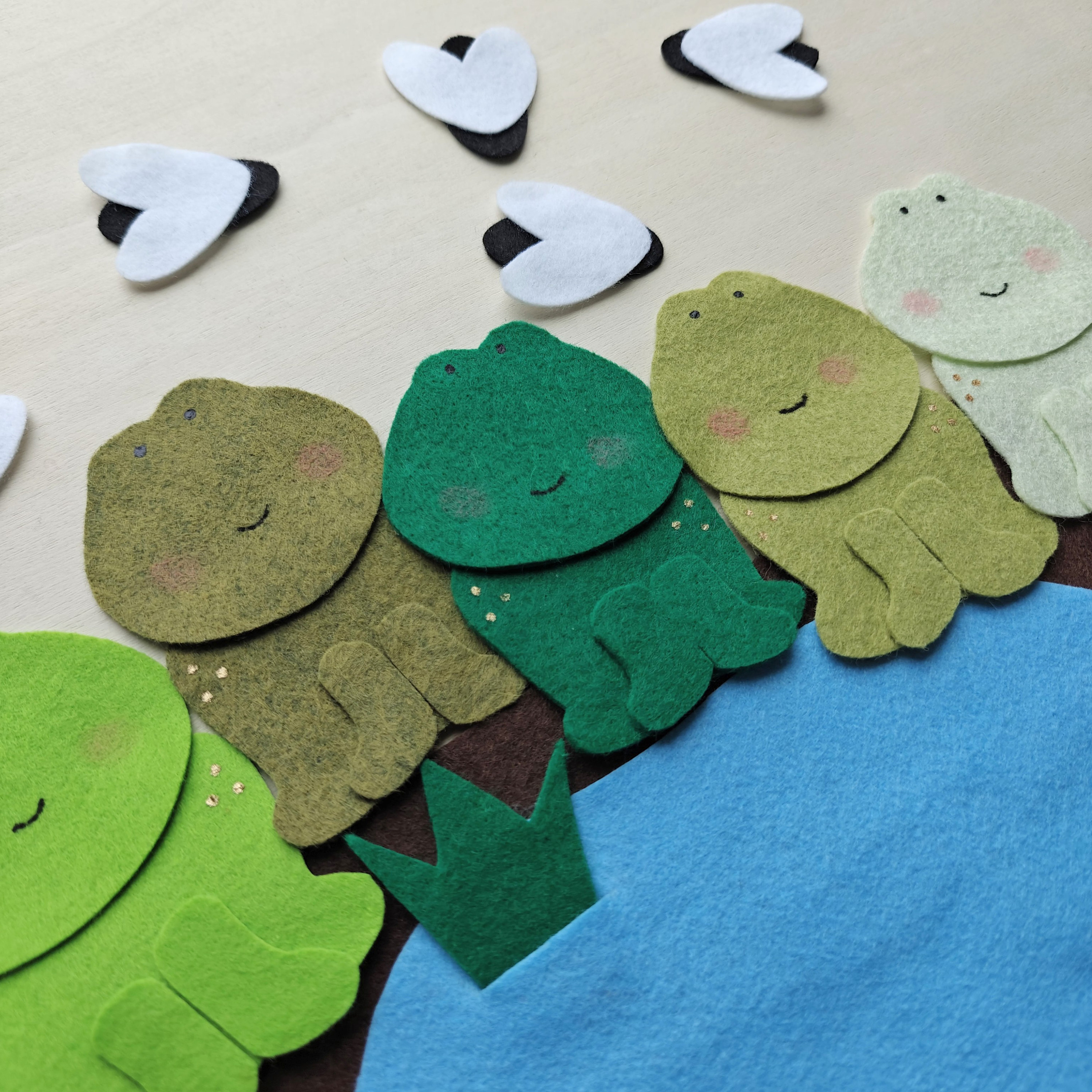 Felt Frog Song Activity: 5 Green Speckled Frogs Felt Board Story Felt ...