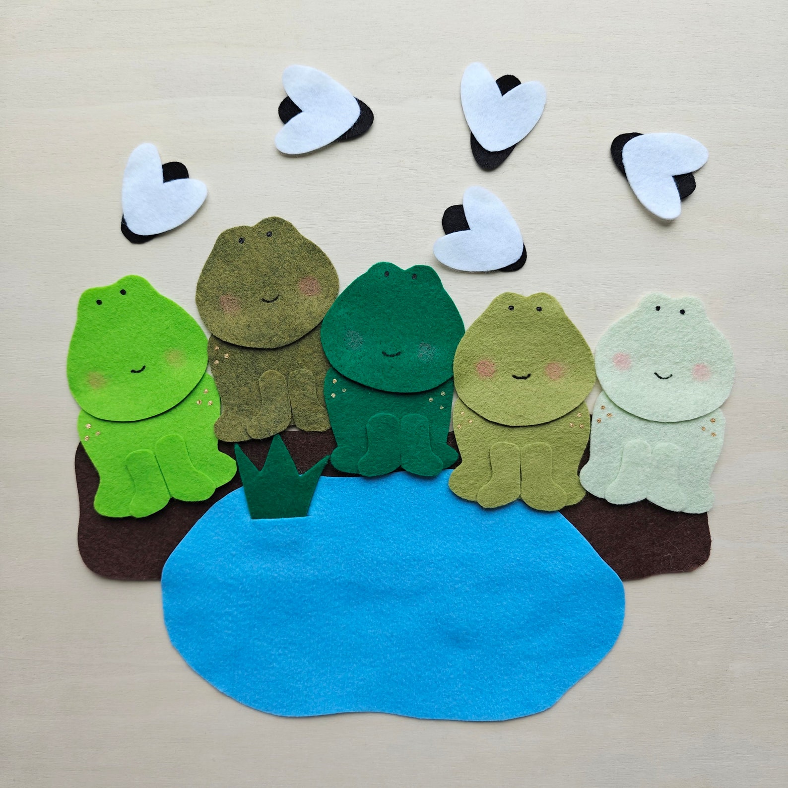 Felt Frog Song Activity: 5 Green Speckled Frogs Felt Board Story Felt ...