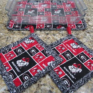 Sports Football Team Quilted Handmade Casserole Dish Hot Pad and Set of ...