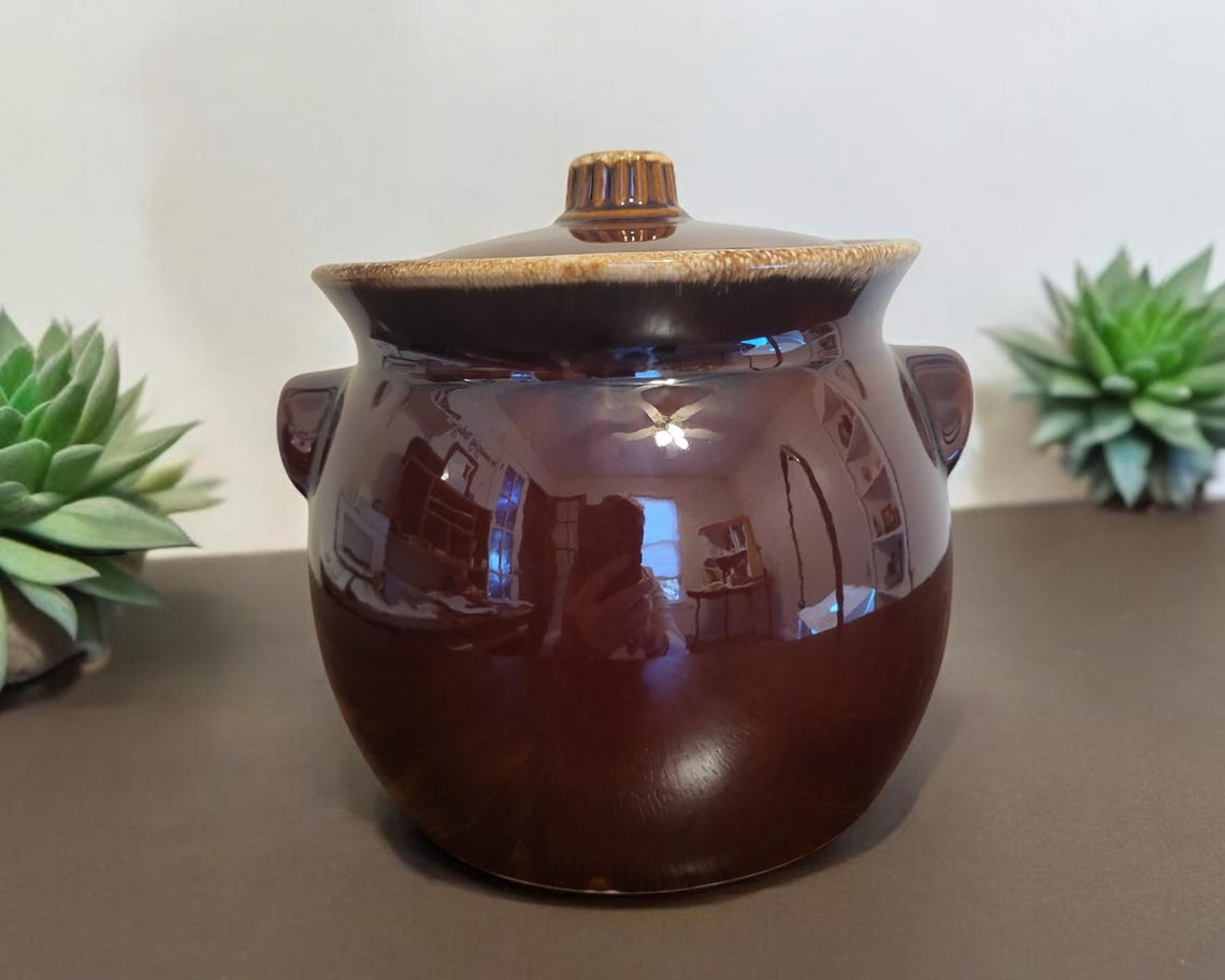 Vintage Bean Pot by Hull Pottery - Etsy