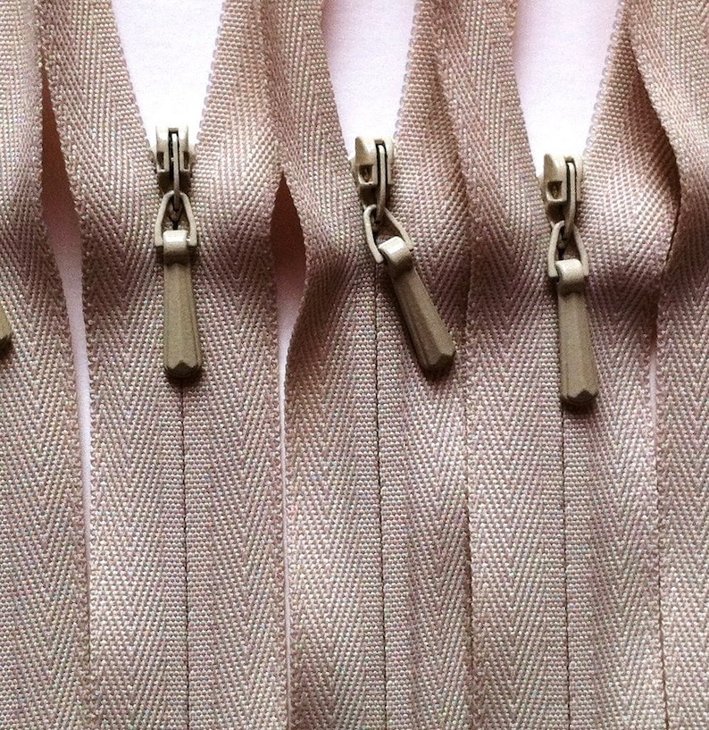 YKK Invisible Zippers Color 572 Beige 10 Pieces Available - Etsy