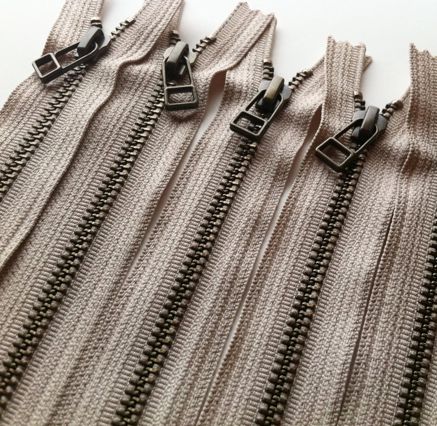 YKK Metal Zippers With Antique Brass Finish and DHR Wire Style - Etsy