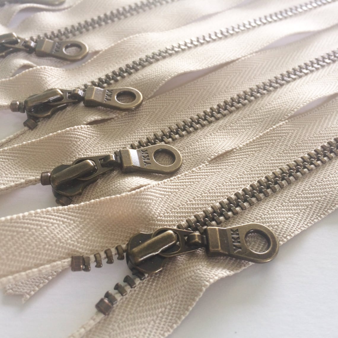 YKK Antique Brass Metal Donut Pull Zippers 5 Pieces - Etsy