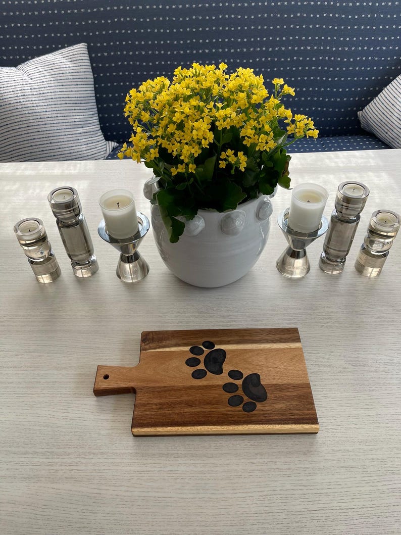 Puppy Paw Charcuterie Board, Dog Paw, Dog Theme Cutting Board, Gift for ...