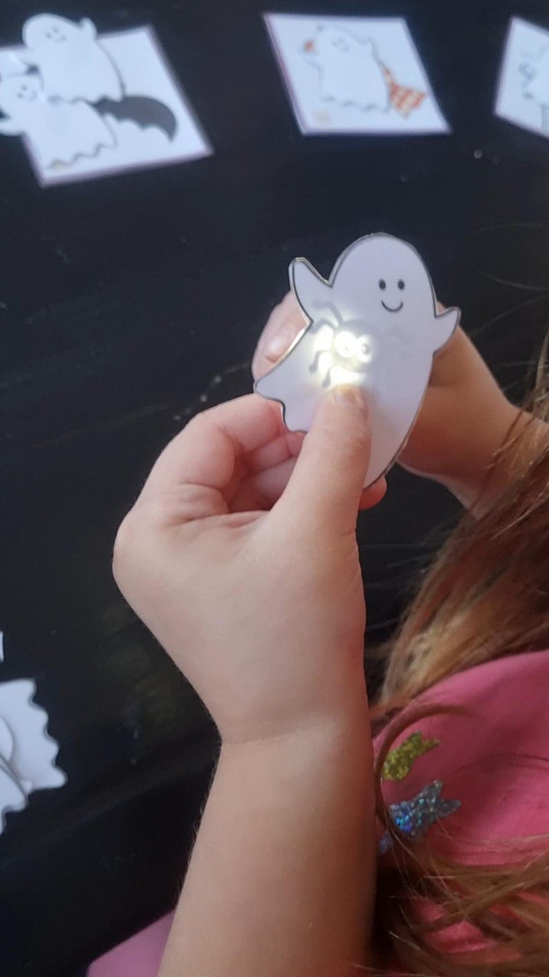 Peekaboo Ghost Hunt Sorting Game - Etsy