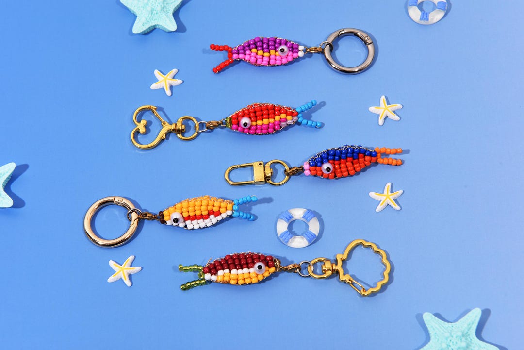 Handmade Seed Beaded Fish Keychain, Fish Bag Charm Art, Colorful Bead ...