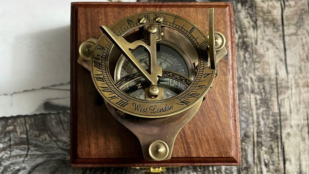 PERSONALIZED Brass SUNDIAL COMPASS for Men and Women - Engraved Compass ...