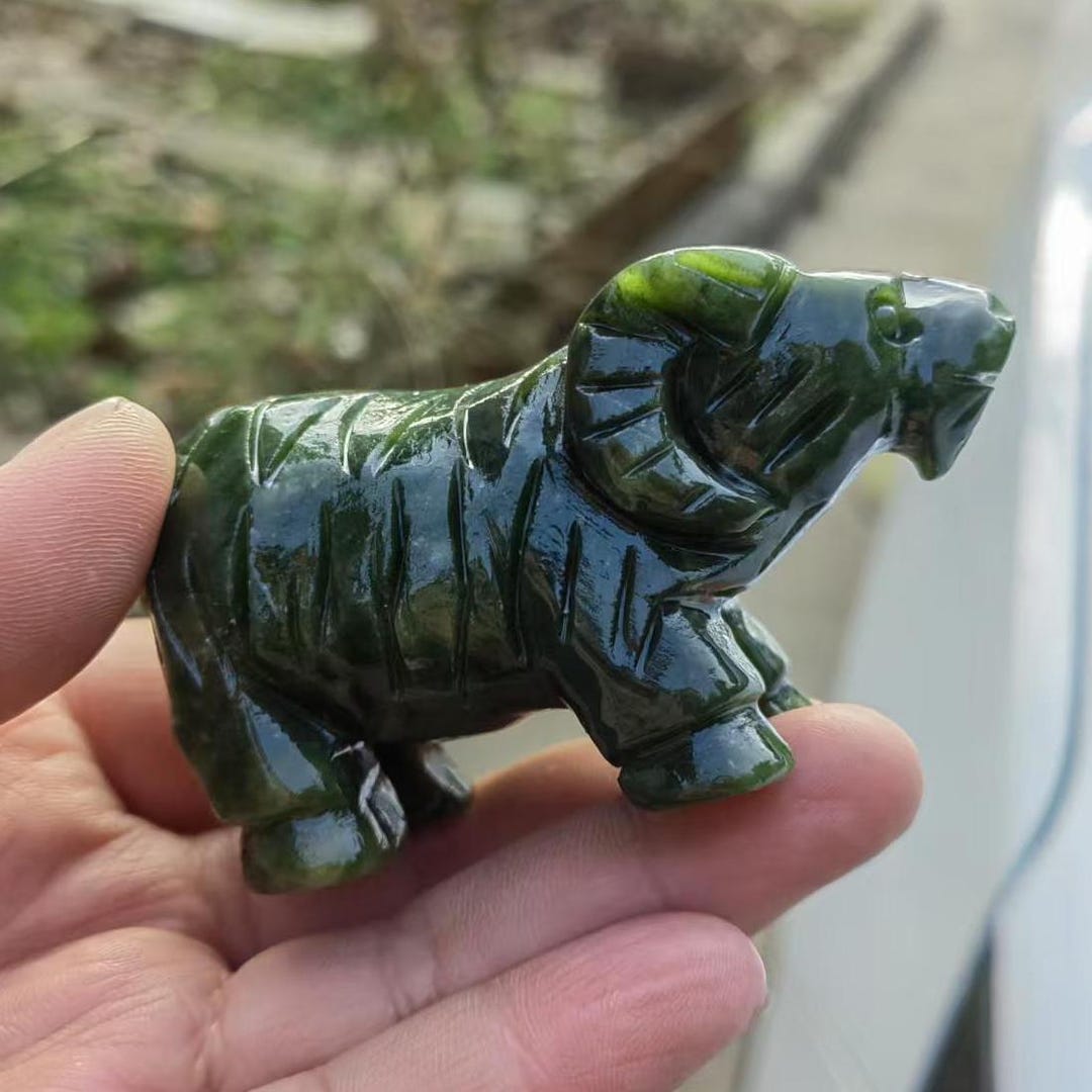 Green Jade Carved Sheep Statue Fengshui Animal Sculpture, Feng Shui ...