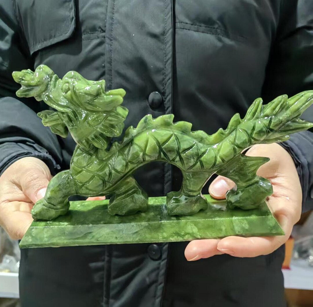 Natural Green Jade Dragon Statue, Fengshui Dragon Figure, Stone Hand ...