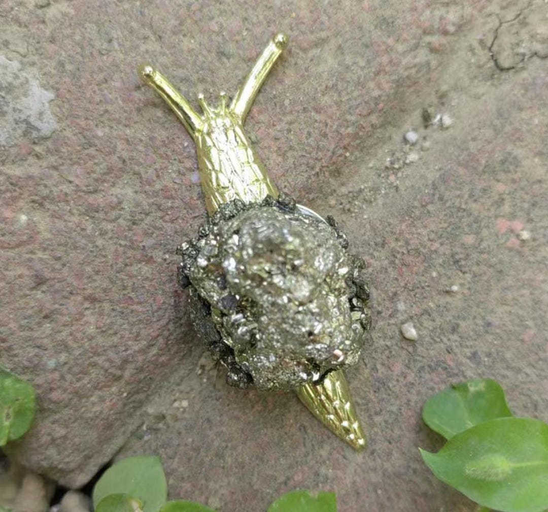 Golden Alloy Snail Carrying Crystal Mineral, Natural Quartz Insect ...